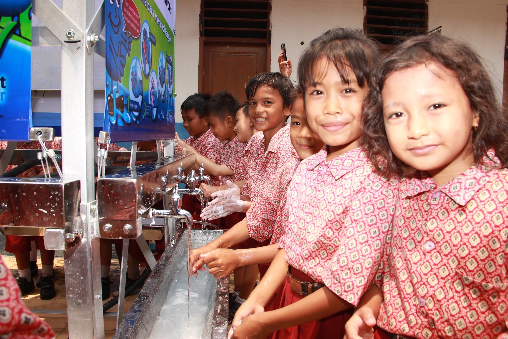 Starbucks Indonesia Celebrates Global Handwashing Day with Charity ...