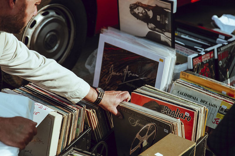Hunting for Vinyl Records in Jakarta - NOW! Jakarta