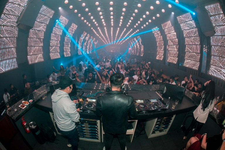 Dazzling Discotheque: Dragonfly's 18th Anniversary featuring DJ ...