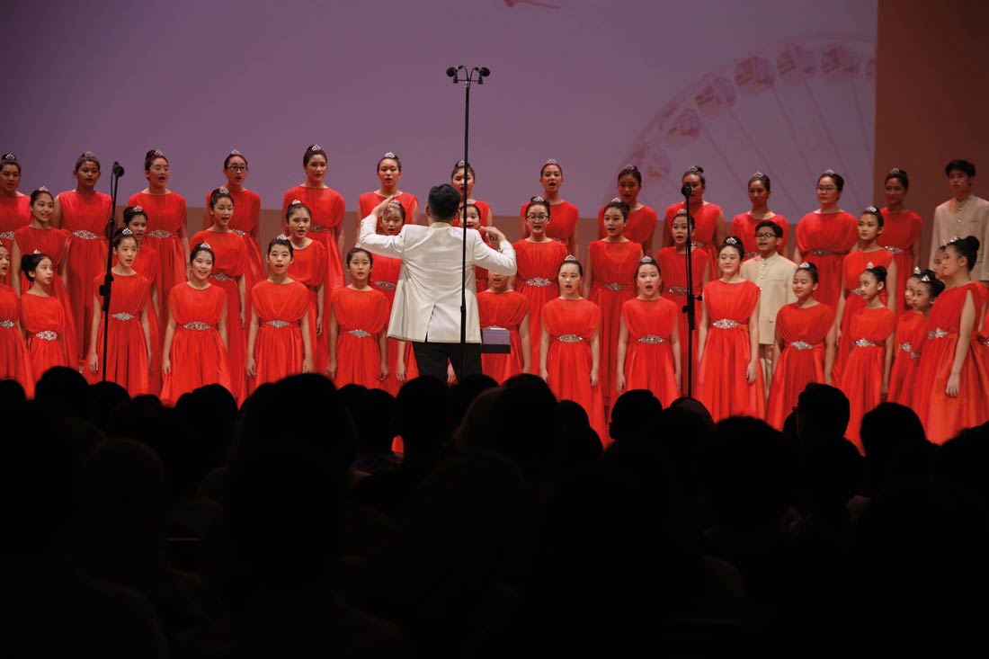 The Music Markers: Ibu Giok Hartono and Avip Priatna of The Resonanz ...