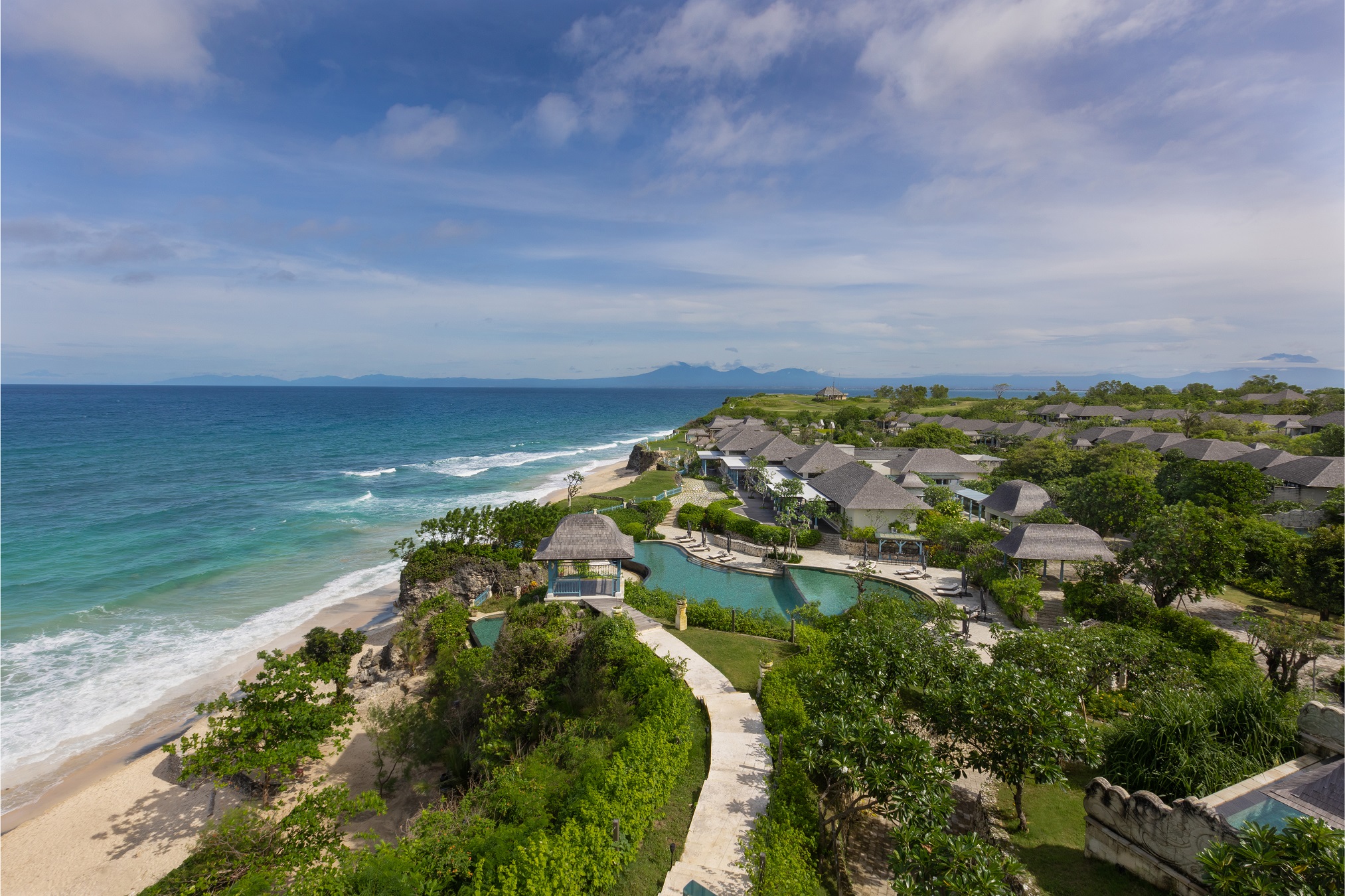 Jumeirah Bali's Sunny Sandy Summer Family Escape - NOW! Jakarta