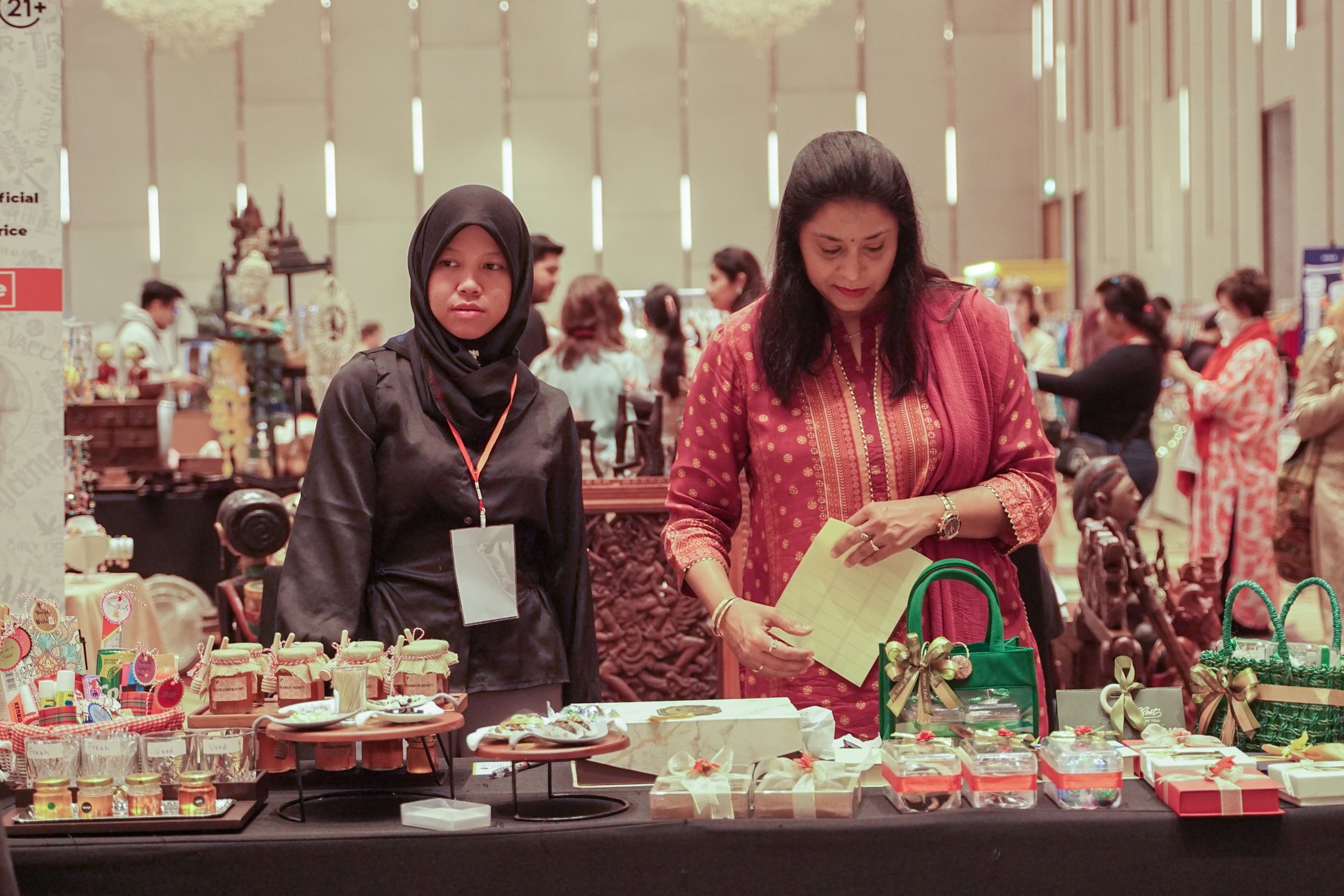 Immerse Into the Culture at the ASEAN-India Diwali Bazaar 2023 - NOW ...
