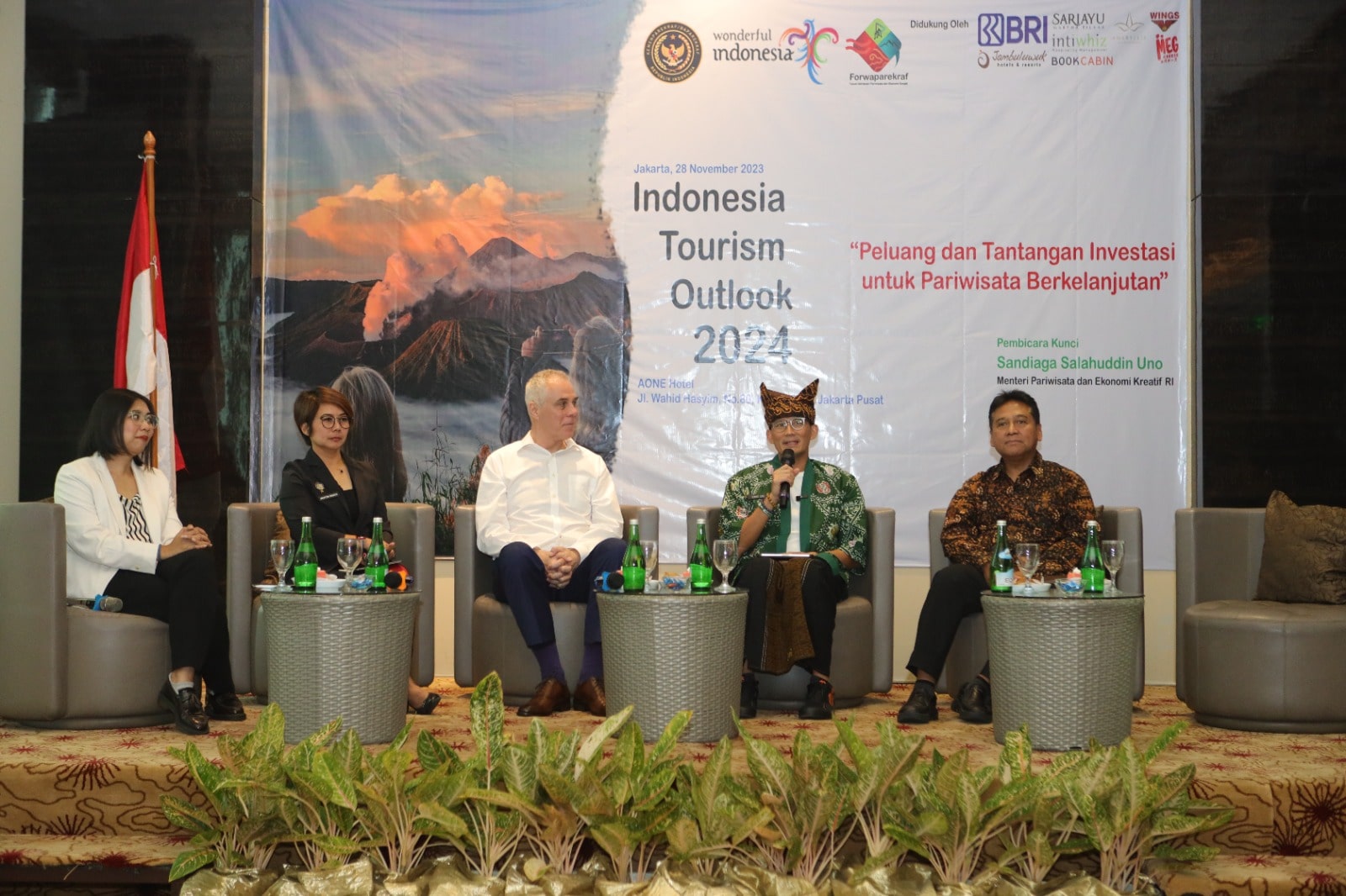 Indonesia Tourism Outlook 2024: Towards the Green Tourism, Challenges ...