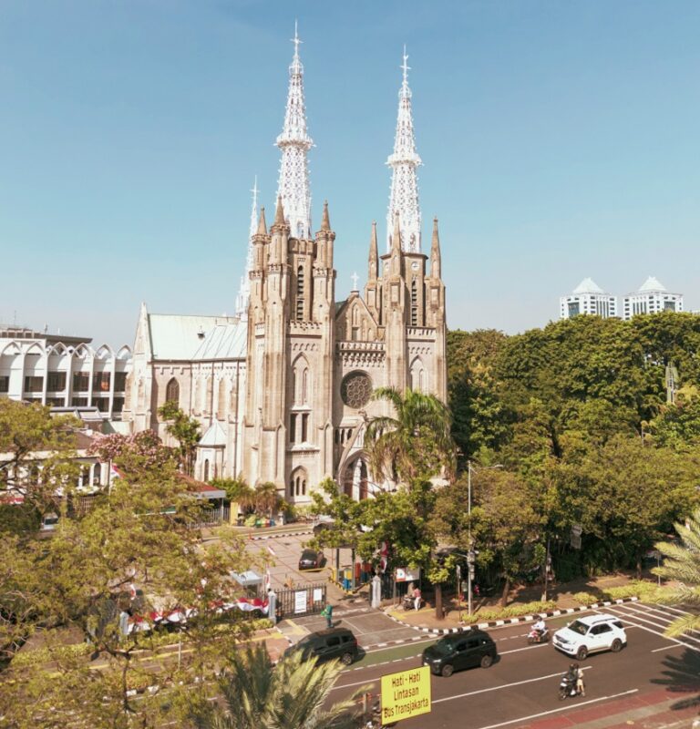 Jakarta Cathedral: A Neo-Gothic Masterpiece in Indonesia - NOW! Jakarta